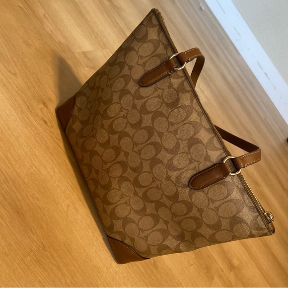 Coach | Bags | Coach Monogram Signature Canvas Tote Bage | Poshmark